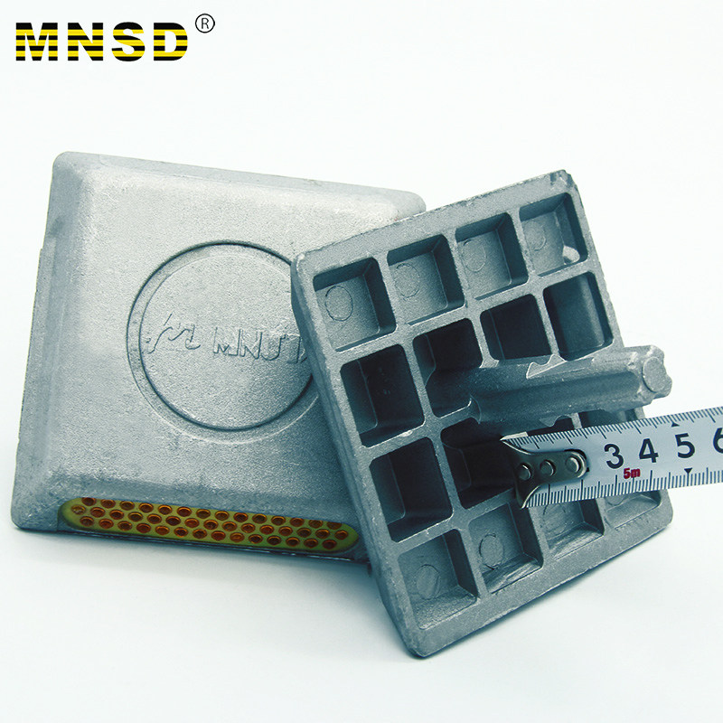 MNSD Deceleration Spikes 43 Beads Reflective Cast Aluminum Spikes ...