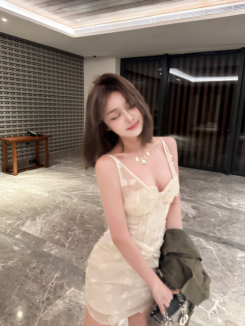 Zhang Linchao LIN BOUTIQUE French Rose Fish Bone Dress Full Edition Embroidered Slim Dress Women