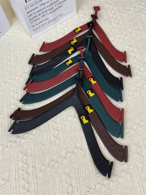 Flip-flops with square mouth durable shoelaces with three-point ...