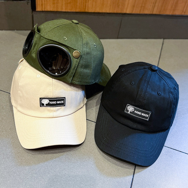 Korean trendy brand reverse-wearing duck caps for men and women with ...