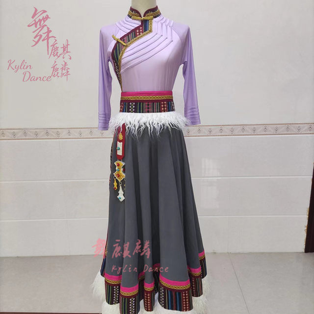 New style of folk dance on the top of the East Mountain Li Meijing's ...