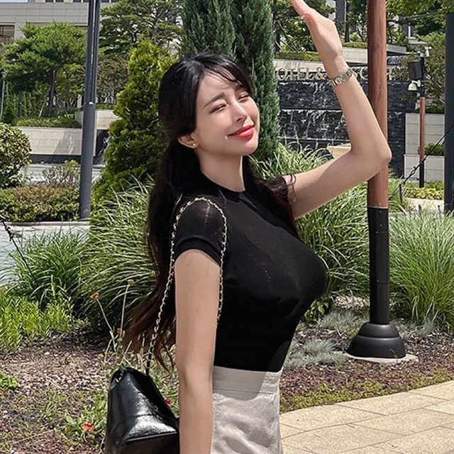 The new style of South Korea East Gate highlights the sexy body sexy ...