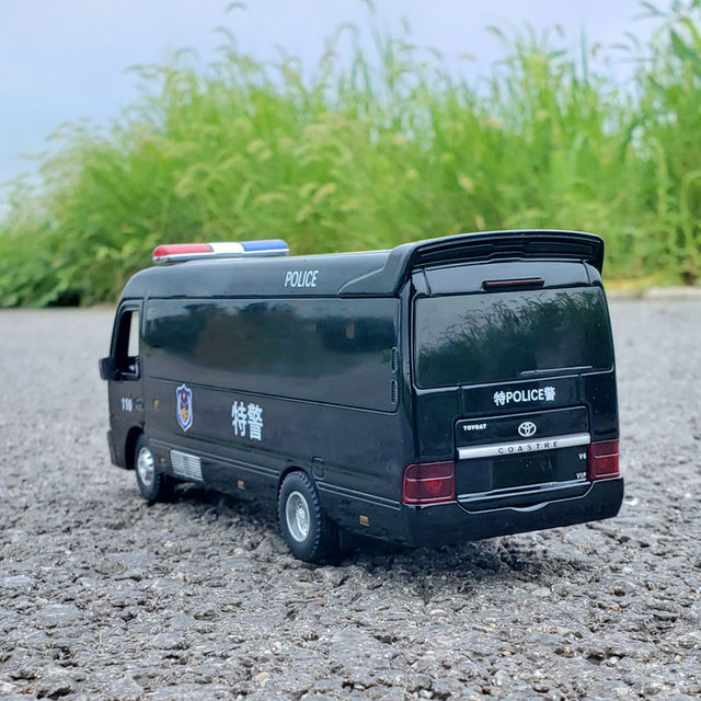 1:32 Toyota Coaster police car alloy car model business bus simulation ...
