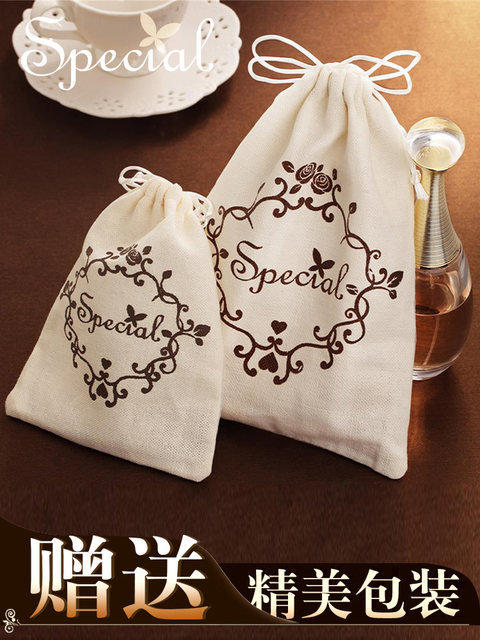 SPECIAL large grabbing hair clip behind the back of the head of the ...