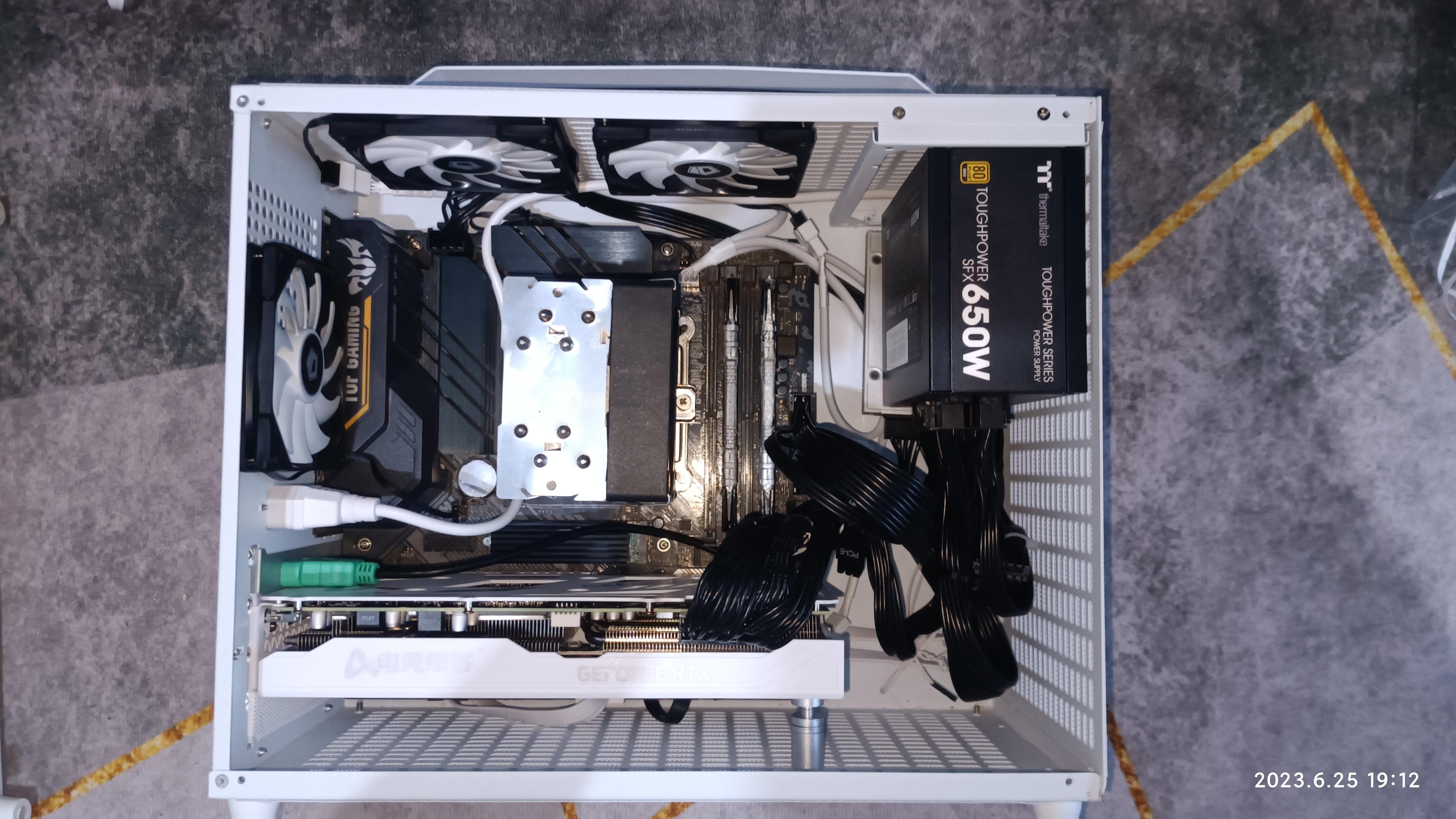 笨牛E15便携A4手提迷你C2大电源mATX/ITX小主机箱非傻瓜超人K88-Taobao