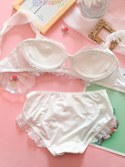 Jean Su Jae Jeyue ~ White lace underwear is pure, romantic, sexy, cute ...