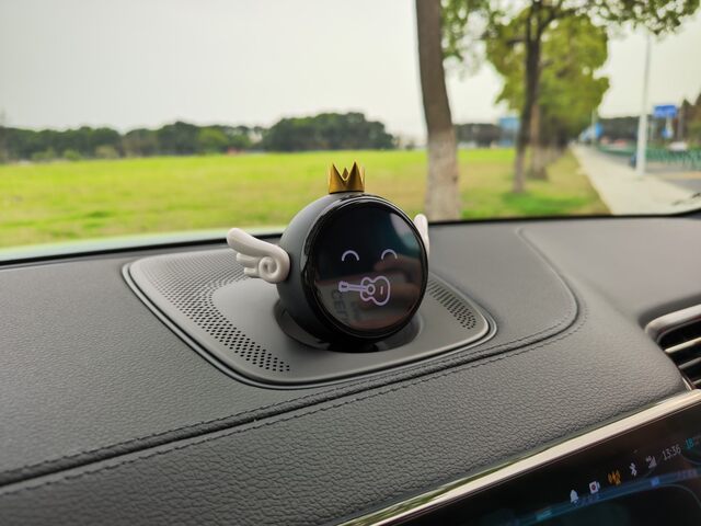 NIO nomi headdress hat custom guardian angel.