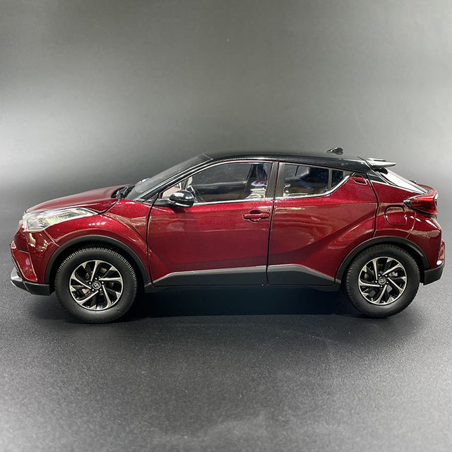 FAW Toyota Original 1: 18Toyota Yize Izoa car model compound car model SUV