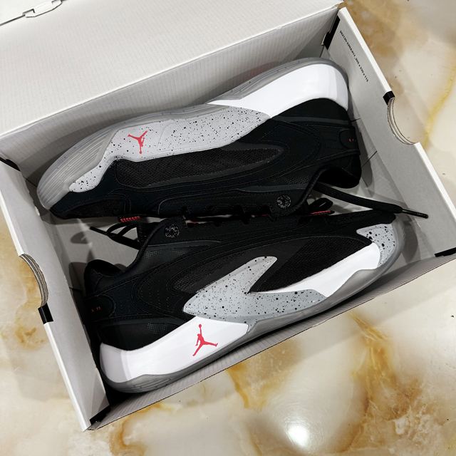 Jordanluka2 Dongcic second generation black-gray red purple Nike actual ...