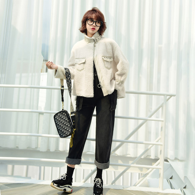 Fur grain velvet coat women's autumn and winter new temperament ...