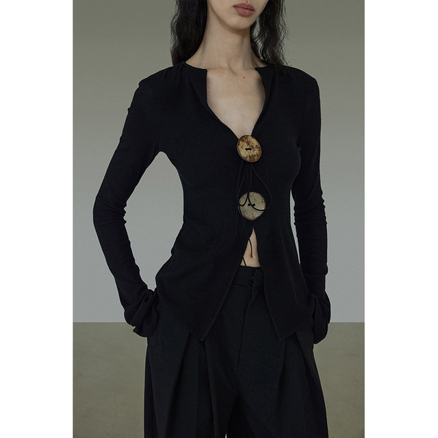 UNSPOKEN design sweater women's V-neck slim retro temperament long ...