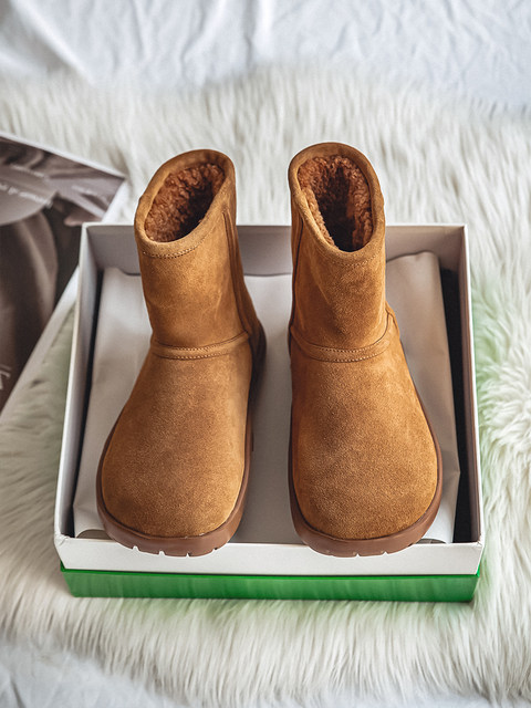 Cotton shoes men's winter 2025 new Martin boots plus velvet thickened warm bread shoes couples ...