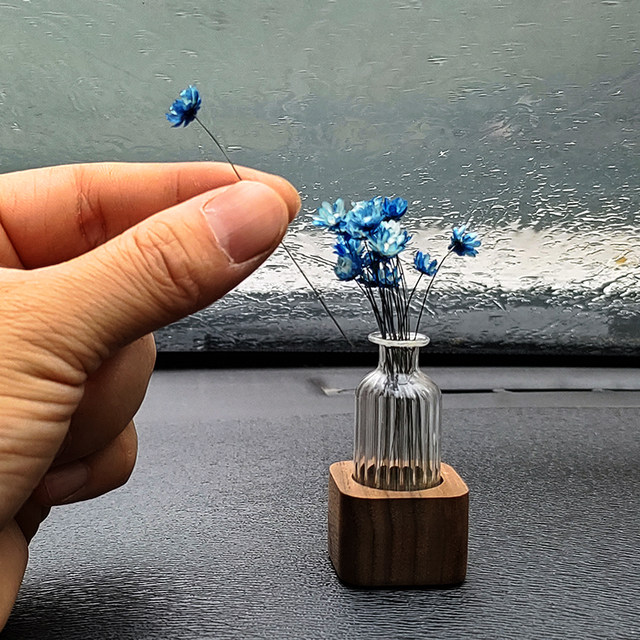 Car mini daisy vase car center console flower interchanged decoration ...