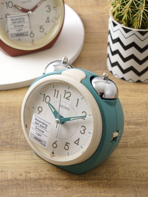 SEIKO Japanese Seiko clock silent simple luminous alarm clock bedside ...