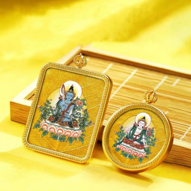 Eight Patron Saints Thangka Pendant Tibetan Gawu Box Manjusri and Fox ...