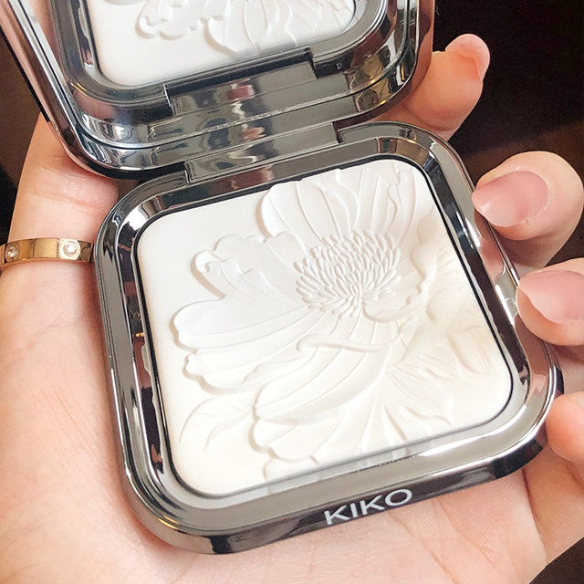 Kiko powder cake genuine dry and wet dual-use sunscreen makeup setting ...