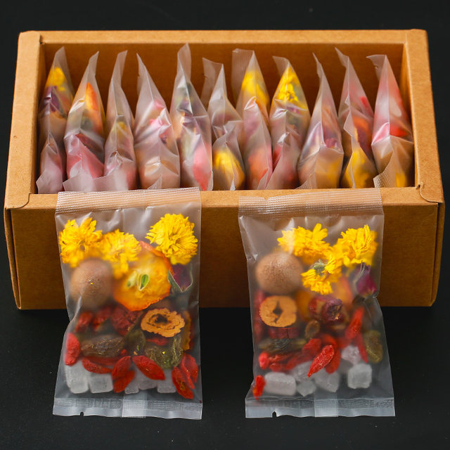 Longan, red dates, wolfberry, rose tea, eight-treasure health ...