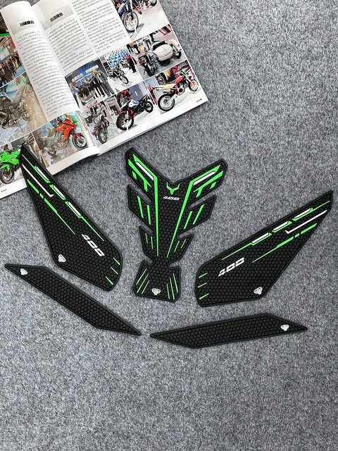 Suitable for Kawasaki Z900 Z650 Z400 ninja400/650 modified carbon ...