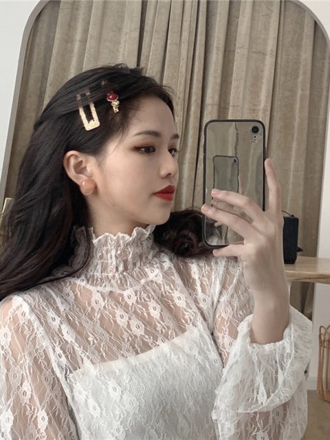 Spring and autumn new exquisite inside with horn sleeve lace bottoming ...