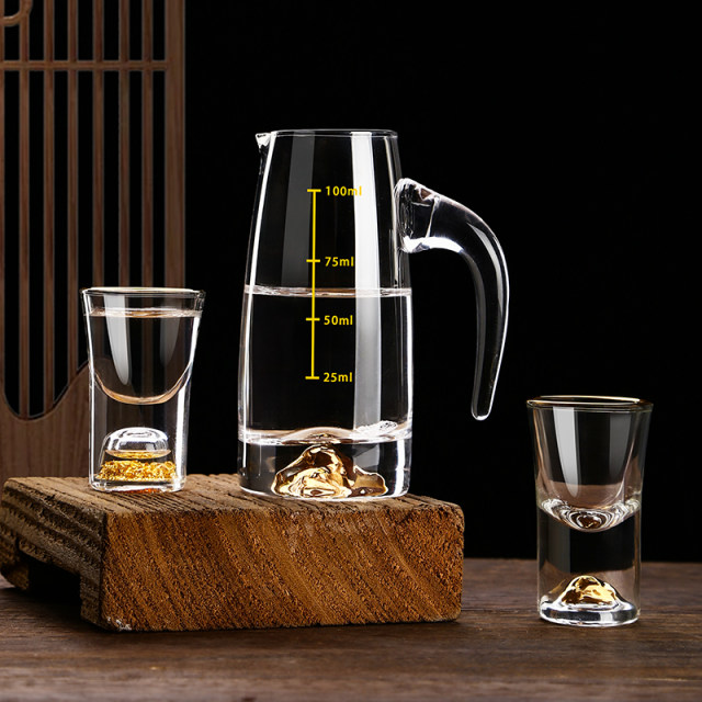 White wine glass set, household high-end Chinese wine glass, spirit ...