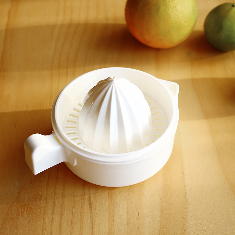 Inomata Mini Manual Juicer - Japanese Style