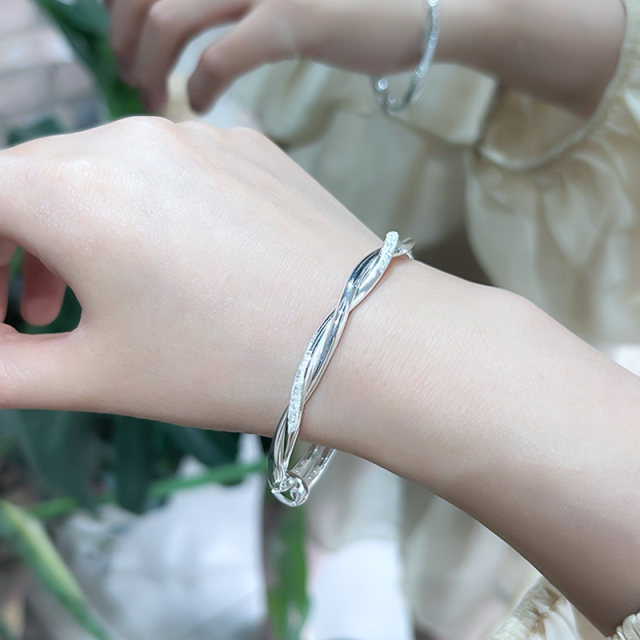Shunqin Silver Tower S9999 Silver Silver Bracelet Female Mobius Foot Silver Bracelet Advanced ...