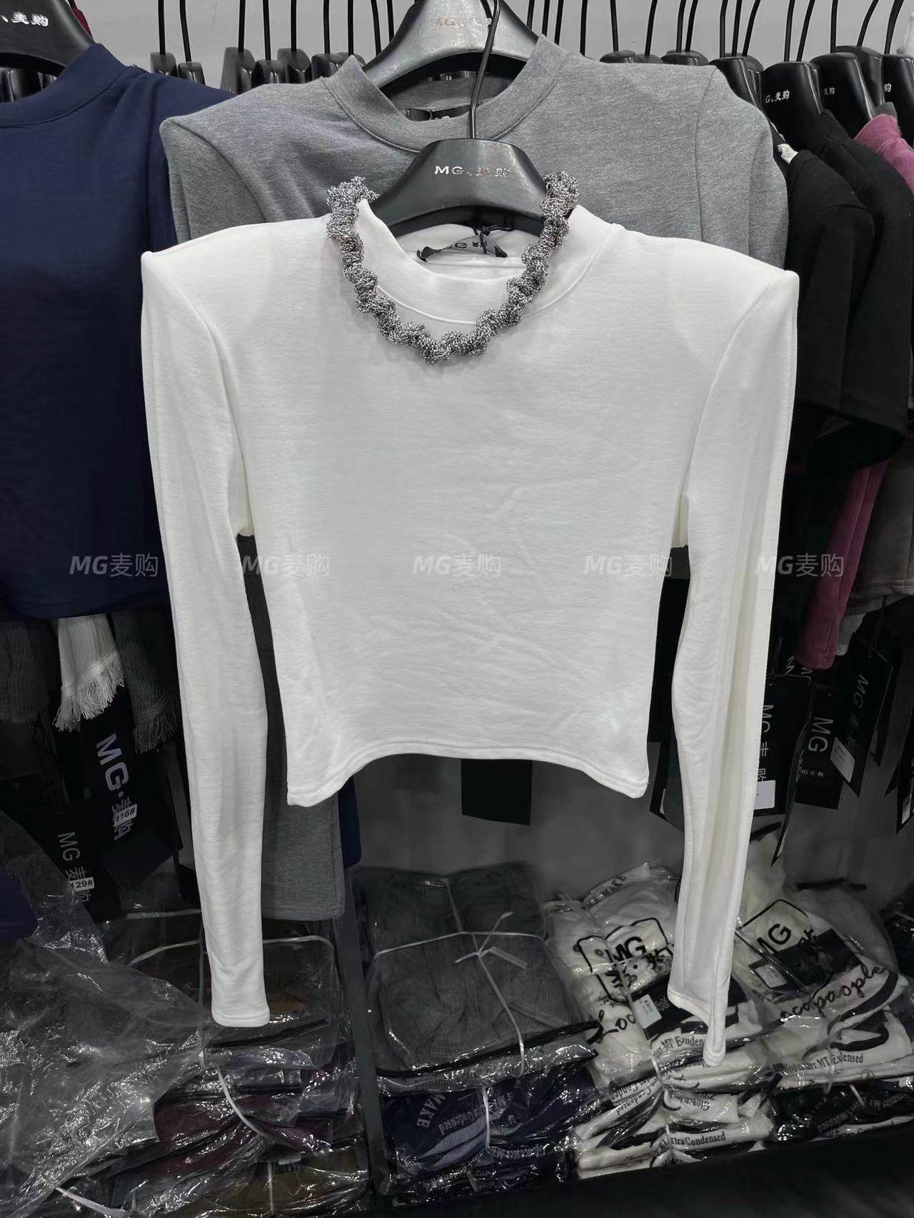 It is easy to wear for yourself~ high-end basic style shoulder pads and ...