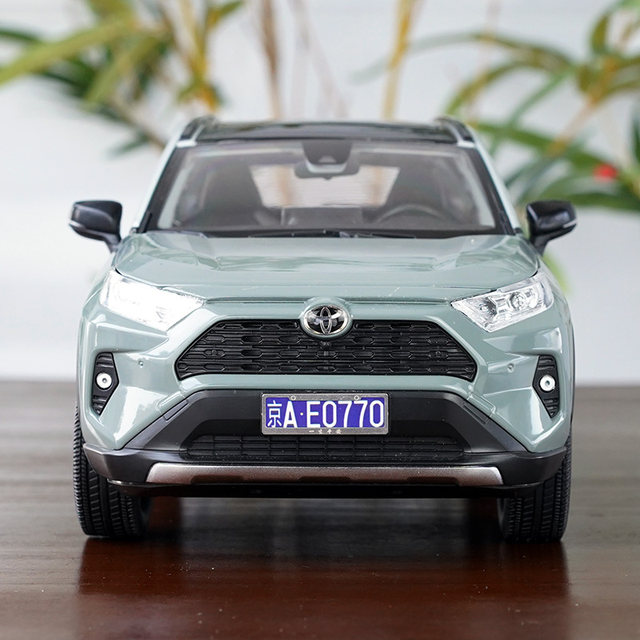 FAW 1:18 original 2019 new Rongfang RAV4 alloy simulation off-road vehicle car model
