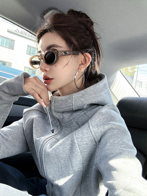 Li Wanjun lulu short thickened hooded sweatshirt for women in autumn ...