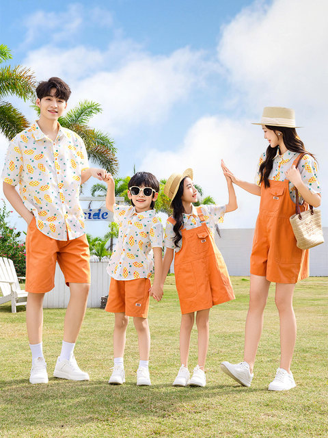 Family Matching Summer Outfits for Three or Four Members, Polo Casual ...