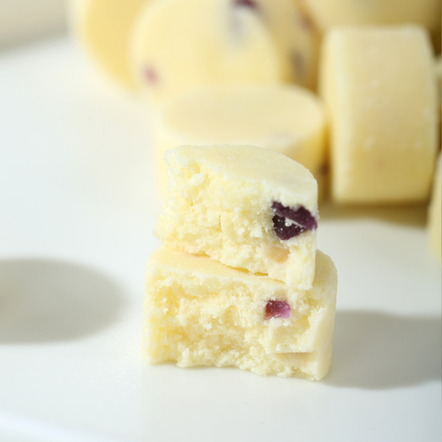 Century Ranch Yak Fruit Cheese High-Speed Rail Same Style Cow Solid ...