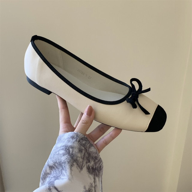 Flat-soled small-soled grandma shoes apricot single shoes women's shoes ...