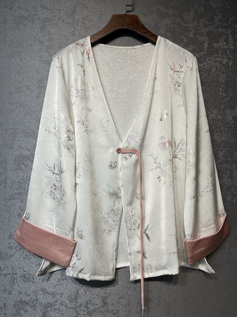 New Chinese national wind bleach, bronzate, flower plate buckle jacket ...