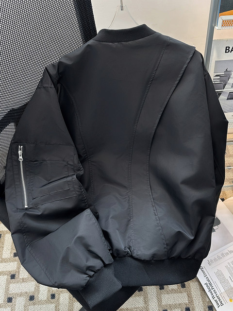 Fashionable double -sided wearing a deconstructed sports jacket boys ...