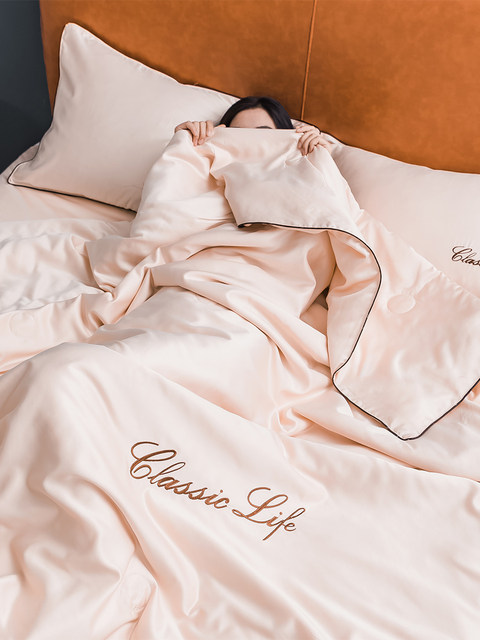 Washable summer quilt ice silk air-conditioning quilt summer cooling quilt sheet set of three or ...