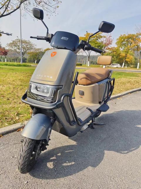 Yadi e10-D bumper electric vehicle E10Lite-D bumper integrated rear shelf E10 anti-collision bar ...