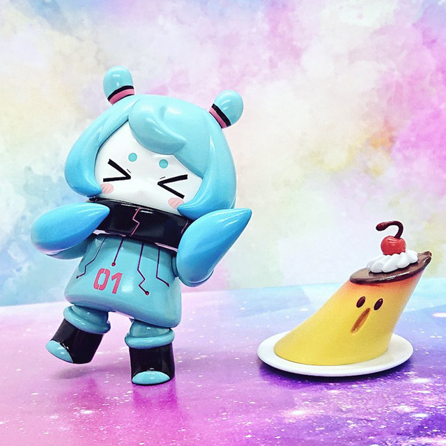 Japan's genuine QUALIA dynamic pudding gashapon shaking pudding food ...