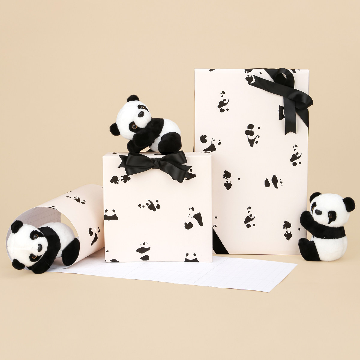 Yishu Panda Gift Wrapping Paper - Cute Cartoon Design