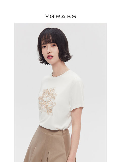 VGRASS Women's T-shirt Island City Heavy Industry Embroidery 24 Summer New White Short Sleeve