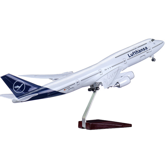 Assembled 747 Lufthansa Airbus 380 simulated passenger aircraft model ...