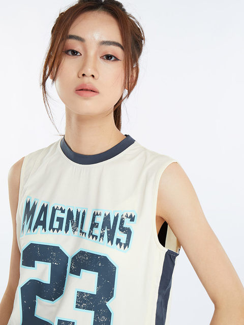MagnLens in summer new white sleeveless letters T -shirts female slim round neck leisure vest top
