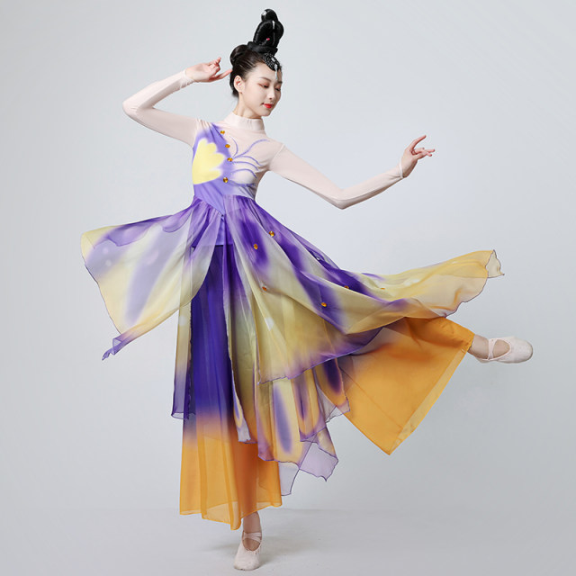 New classical dance eighteen-huan butterfly dream butterfly flying ...