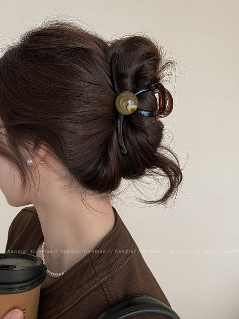 High-end brown pearl clip women's 2025 new hair volume multi-hair clip ...