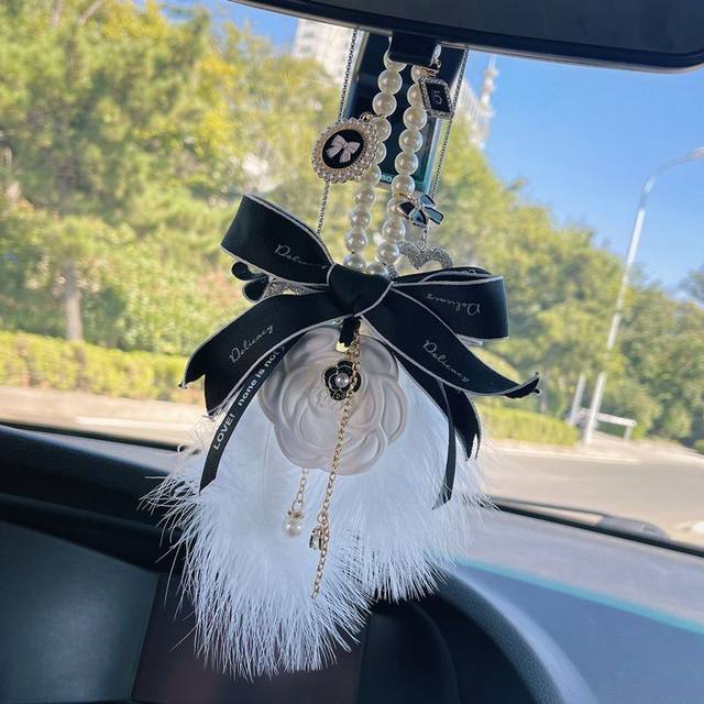 Camellia Car Pendant Fragrance Diffuser Car Aromatherapy Rearview ...