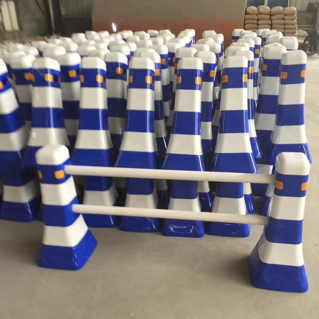 New material blue, white, red and white plastic isolation pier road ...