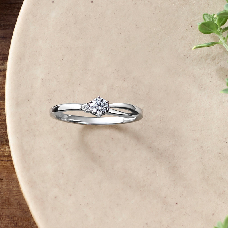 I-primo Platinum Diamond Ring - Campanula Bellflower - Pt950