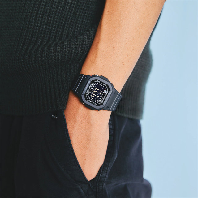 Casio Casio watch men's retro small square six-inning radio wave solar ...