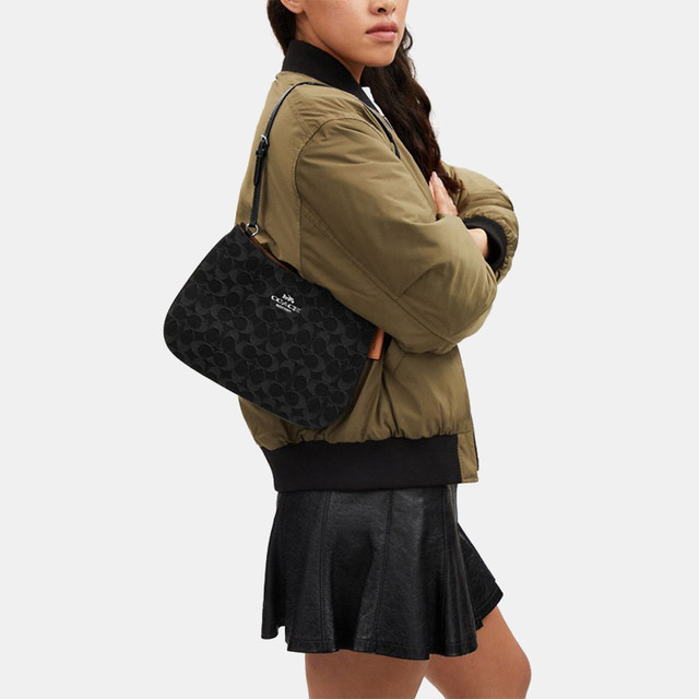 COACH/Coach Outlet Women's Classic Logo Presbyopia PENELOPE Shoulder ...