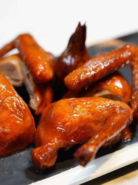 4 Crispy milk pigeons grilled pigeons cooked food semi -finished ...