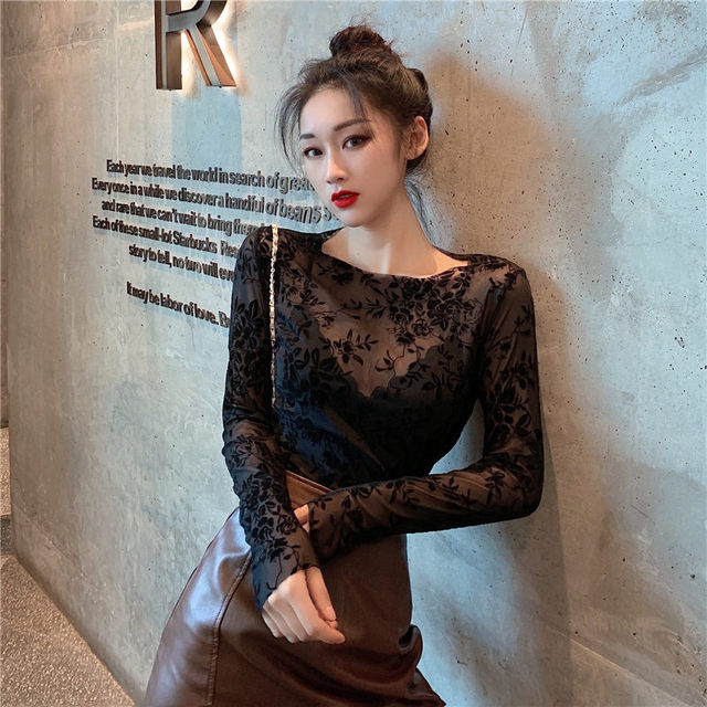 2022 early autumn new black thin sexy round neck lace base shirt mesh ...